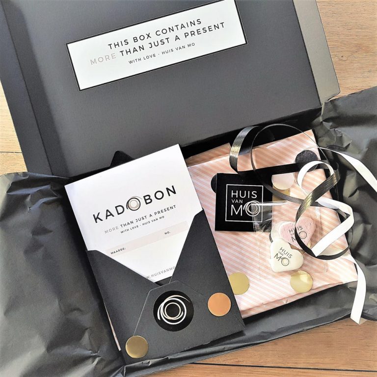 Als je zelf niet kunt kiezen, geef je dan een HUISvanMO kadobon pakket!